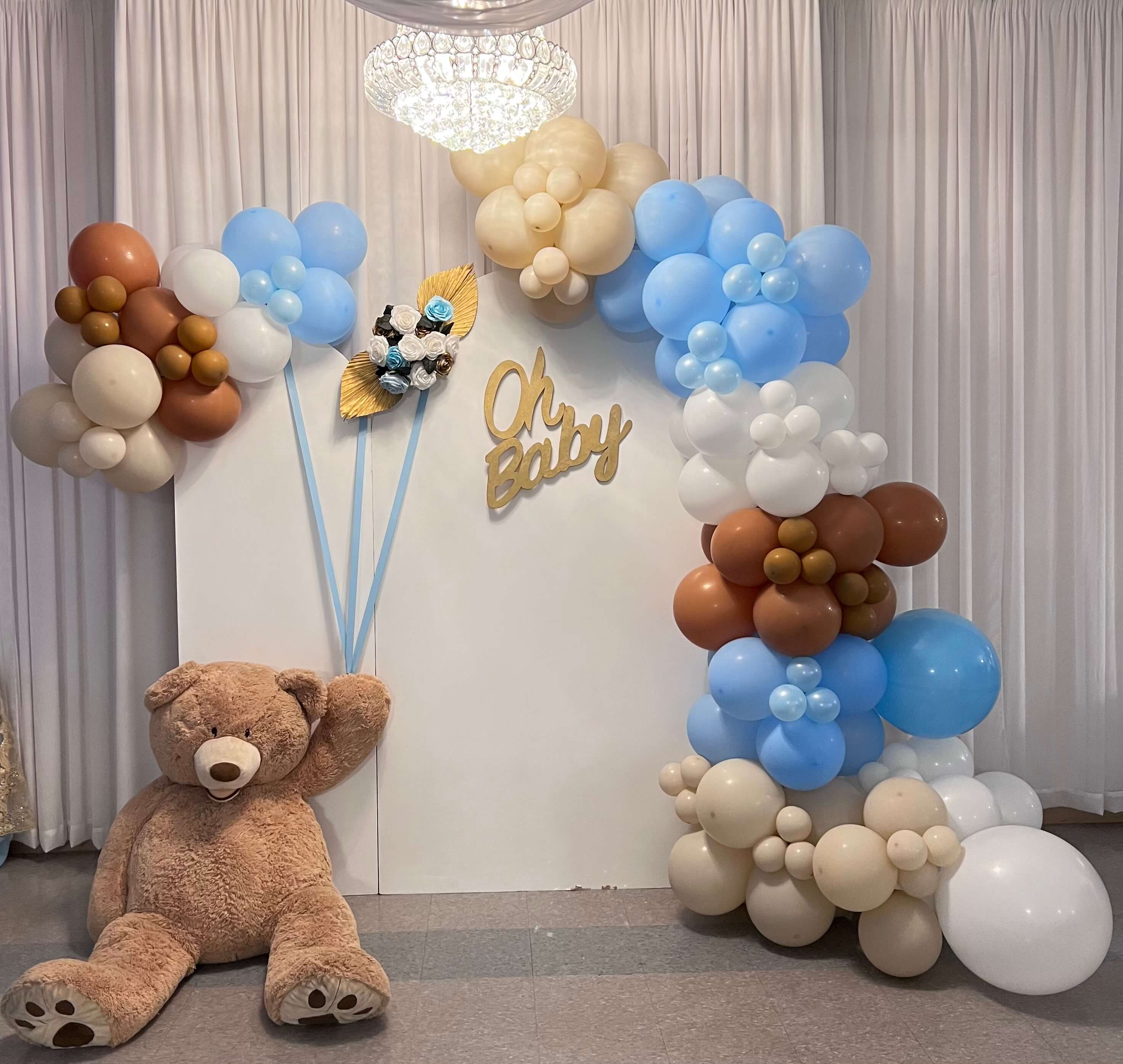 Garland Balloon & Backdrop - Balloons - Services - Mega Party Rental